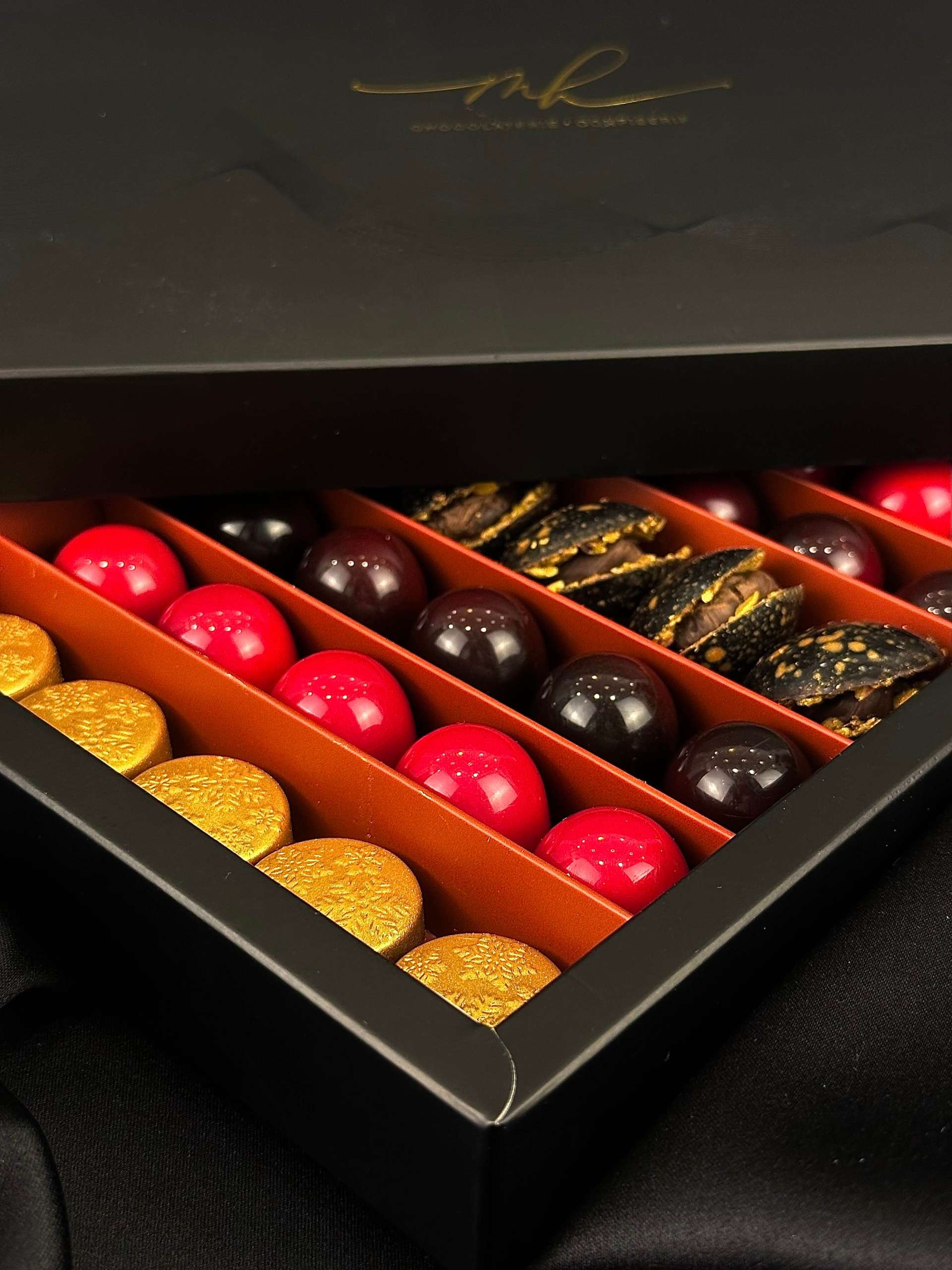 COFFRET PRESTIGE DE CHOCOLATS FINS - Édition Limitée - Chocolaterie M.H.